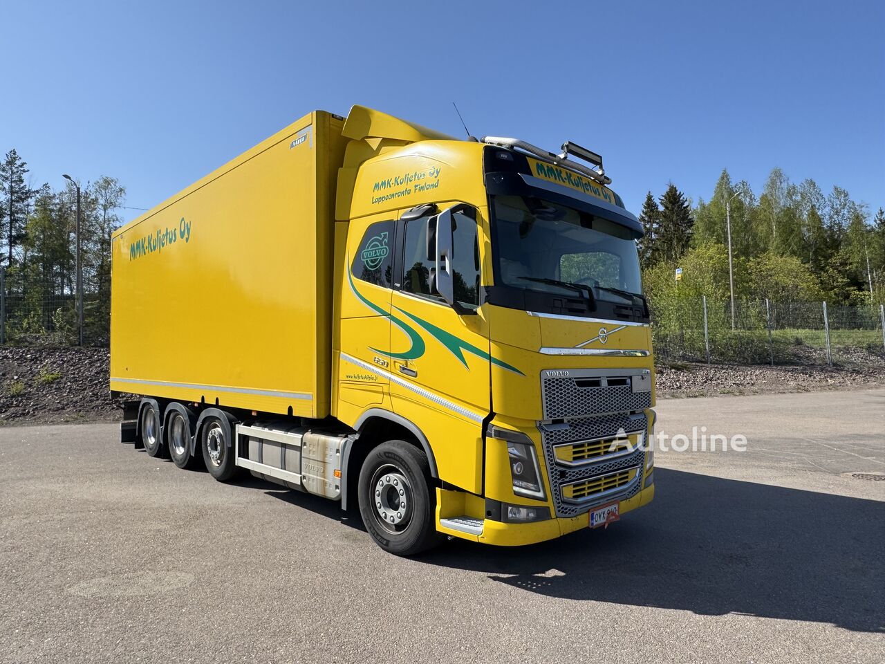 Trucks: Volvo FH16/650 box truck
